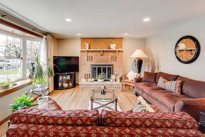 2 Mi To Appalachian Trail: Family Home In Carlisle - Carlisle, PA