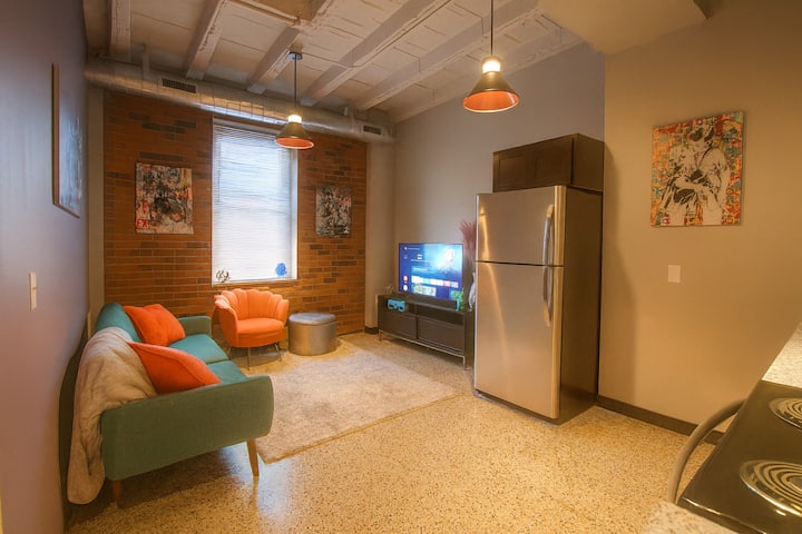 The Grand-downtown Ec W/free Parking - Eau Claire, WI