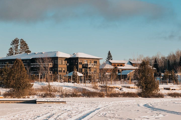 Suite Avec Vue Sur Montagnes Et Accès Au Club - Laurentides