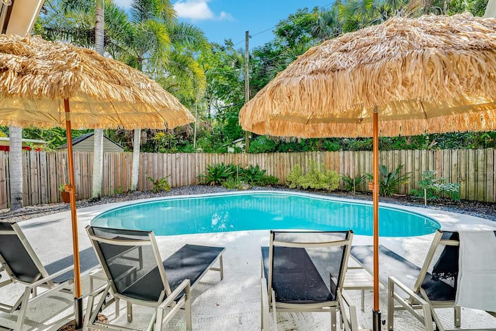 Playa Del Fox ; Pool Luxury Villa - Fort Lauderdale, FL