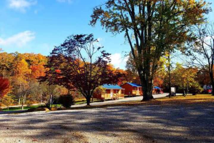 Small Cabin 2 - Pickett CCC Memorial State Park, Jamestown