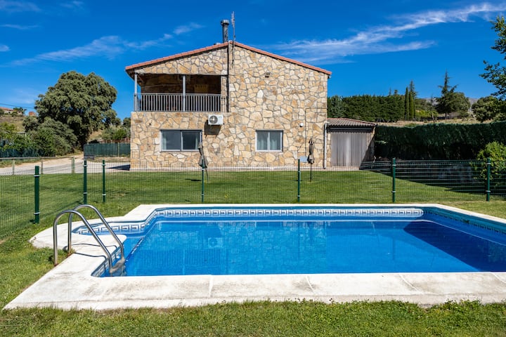 La Nave De Gredos - Burgohondo