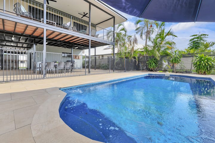 Epic Elevated Escape • 4 Bedrooms • Saltwater Pool - Palmerston City