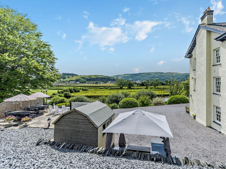 5 Bed In Machynlleth (Oc-92513) - Machynlleth