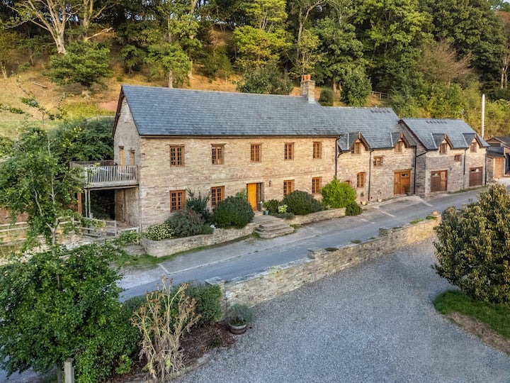 8 Bed In Llanigon (Bn241) - Hay-on-Wye