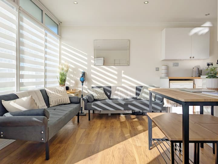 61 Cordova - Selsey - On Site Heated Pool - Selsey