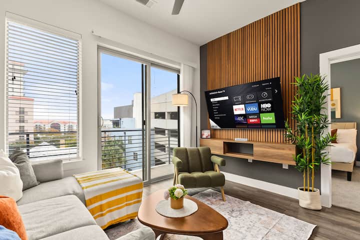 Central Flat: Pool|free Parking|walk To Riverwalk - United States