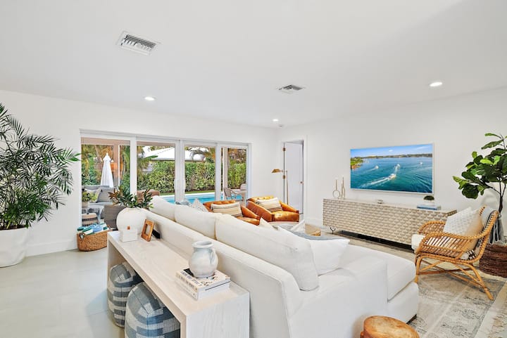 Palm Haven At Turtle Creek, Heated Pool, Brand New - Jupiter, FL