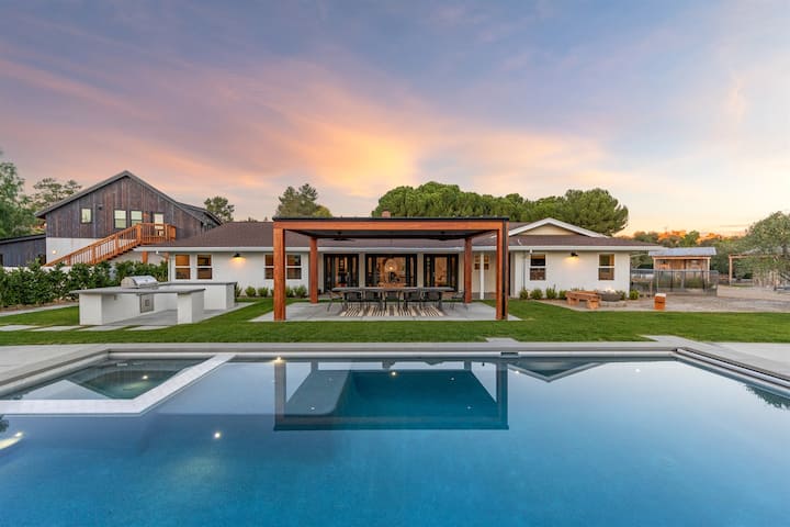 Retreat - Sleeps 6 With Pool & Spa! 1 Mile To L.o. - Los Olivos