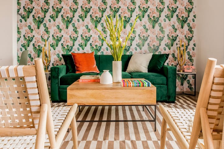 The Wesley Studio 3 By Avantstay | Chic Apartment - Palm Springs, CA