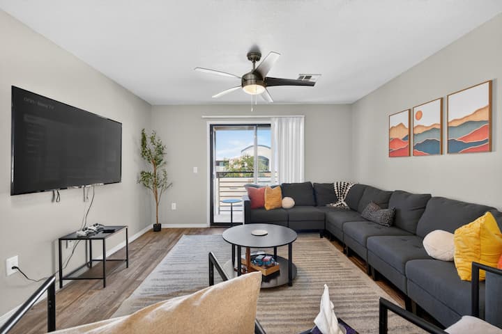 Desert Oasis I Resort Pool • Hot Tub • Gym • Games - Peoria, AZ