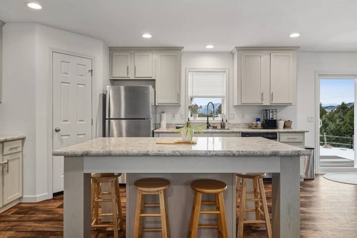 70 Private Acres, 3br/2ba + Office, Stargazing - Anaconda, MT