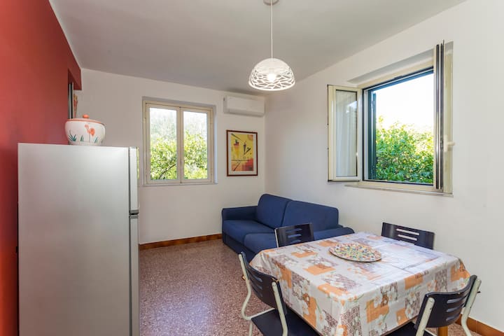 Casa Dell'eucalyptus - Girasole Blu - Milo