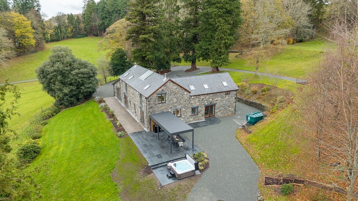 Coach House With Jacuzzi And Outdoor Kitchen - Eryri National Park (Snowdonia)