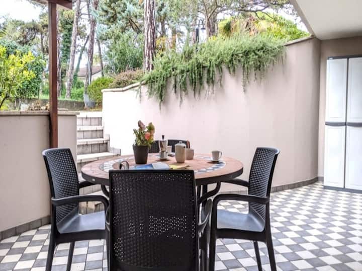 Maison Mitoyenne Dans Un Cadre Verdoyant - Lignano Sabbiadoro