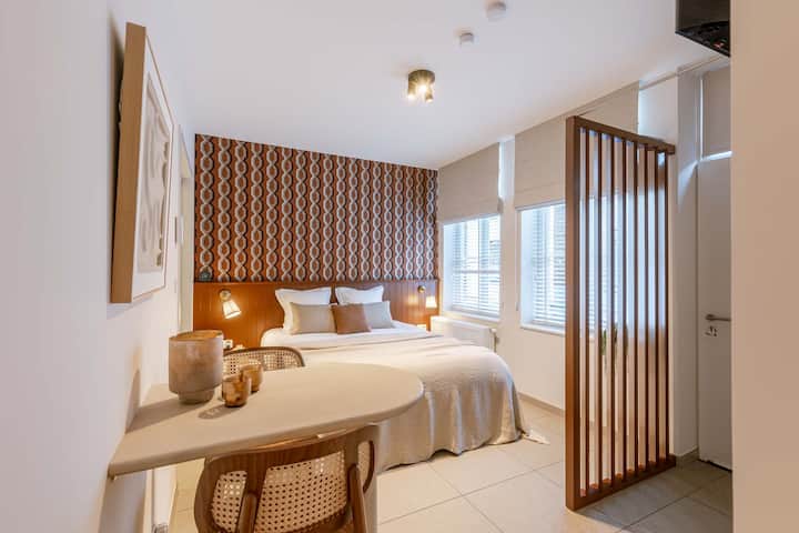 Tidyy - Retro Studio In The Centre Of Bruges - Bruges