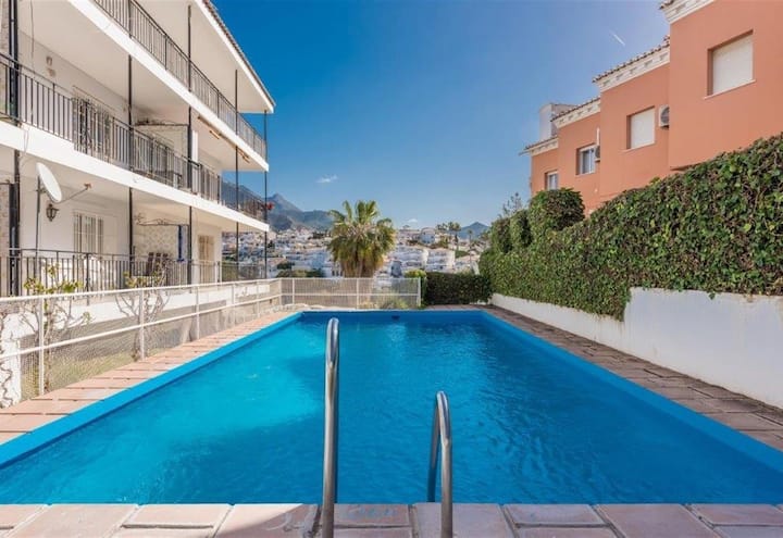 2 Bedroom Apartment Paradorares Ne - Nerja