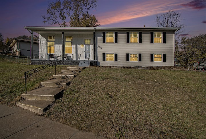 The Designer’s Corner House - Omaha, NE