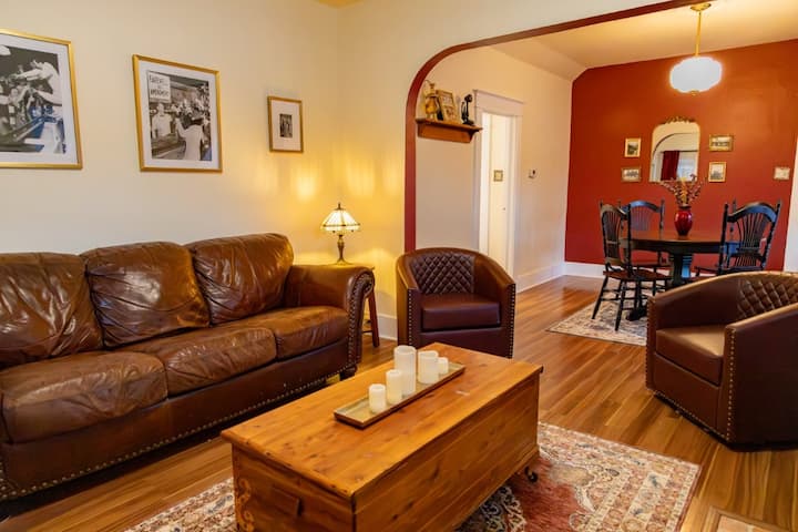 The Speakeasy-hot Tub-pet Friendly-downtown-ac - Red Lodge, MT