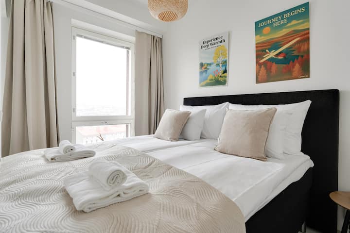 Arena Comfort Queen – Free Gym – Views - Tampere