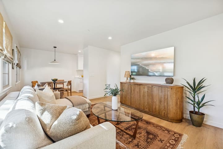 Casa Yano Apartment 1 - Coastal Comfort - Santa Barbara, CA