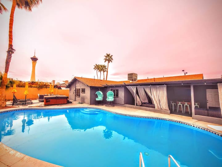Holiday Oasis W Pool/spa Near Lv-strip/fst Grnd - Las Vegas