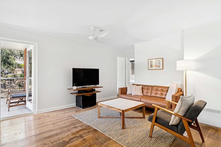 Beachside Living On Arden Street - Coogee