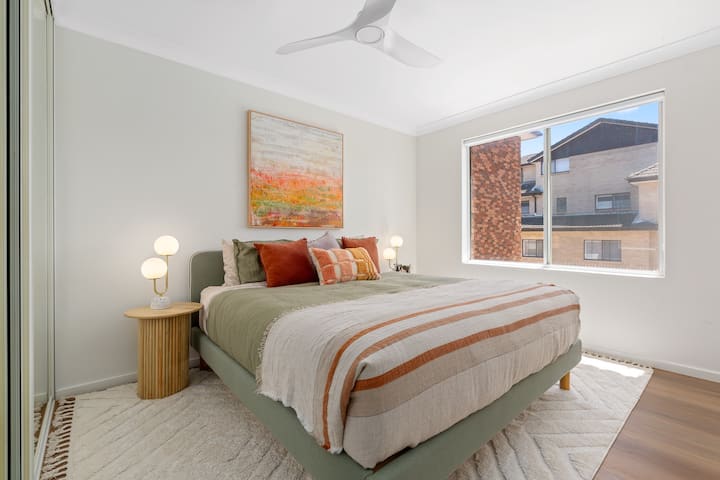 Spacious Apartment Near Cronulla Beach - Cronulla