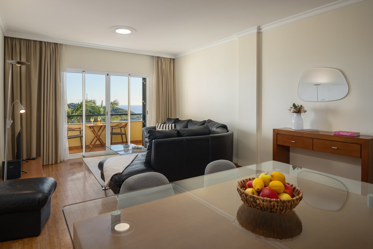 Vistas a Pico de An Island Apart - Apartamentos en alquiler en Câmara ...