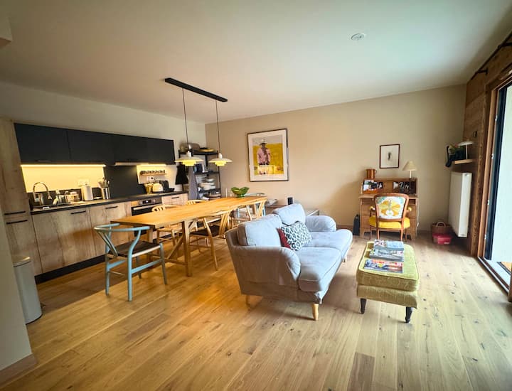 Ski-in Ski-out Mountain View With Balcony - Les Gets