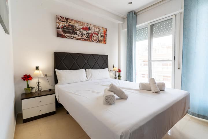 Rentafive - Playa - Sol - Terraza - La Marina