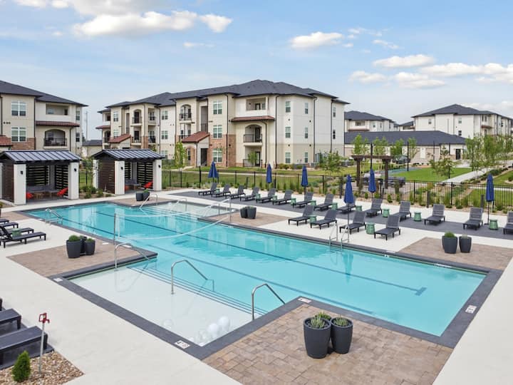 Casa Del Mar • Stylish New 3br/2ba • Owasso Ok. - Owasso, OK