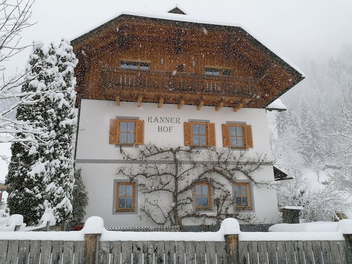 Waldblick In Steinfeld By Interhome - Weissensee