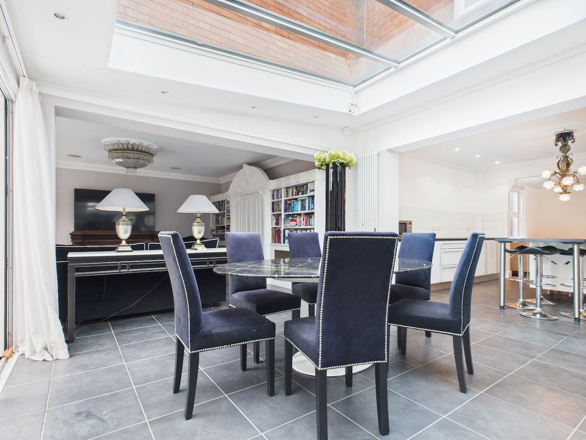 Grand Victorian Villa, Cheltenham - sleeps 9 - Houses for Rent in ...