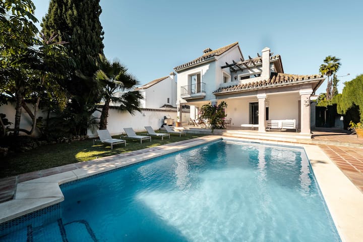 Villa Parcelas Del Golf | Private Pool Family Marb - Puerto Banús