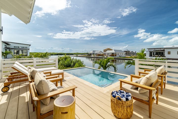 Sunset Serenity & Mistico Beach Club +Boat Shuttle - Belize