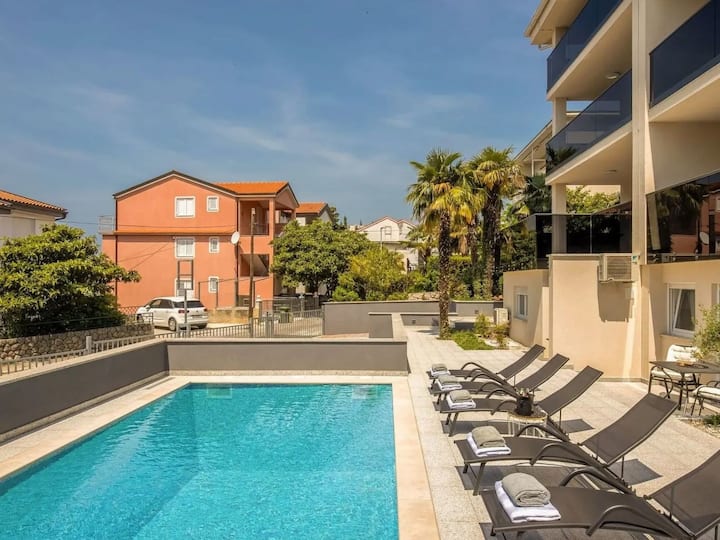 Moderne Wohnung In Crikvenica Mit Schöner Terrasse - Crikvenica