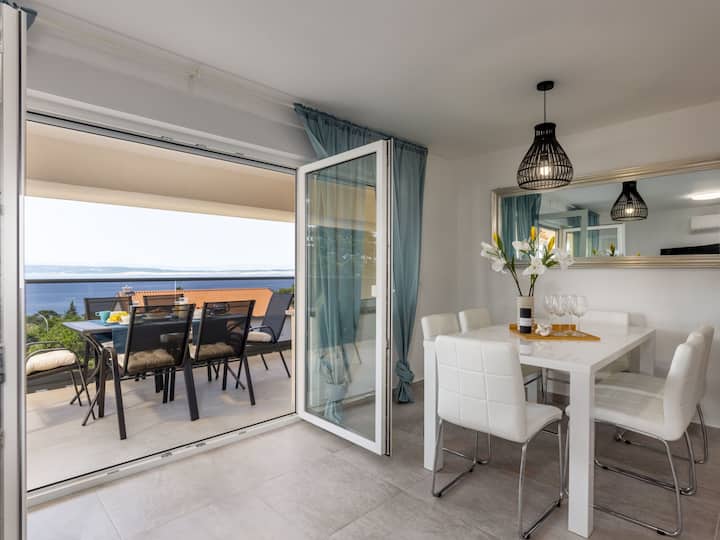 Modernes Apartment In Crikvenica Mit Gemeinschafts - Crikvenica
