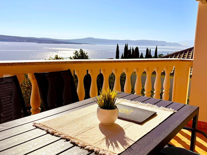 Wohnung Mit Balkon Und Meerblick By Interhome - Crikvenica