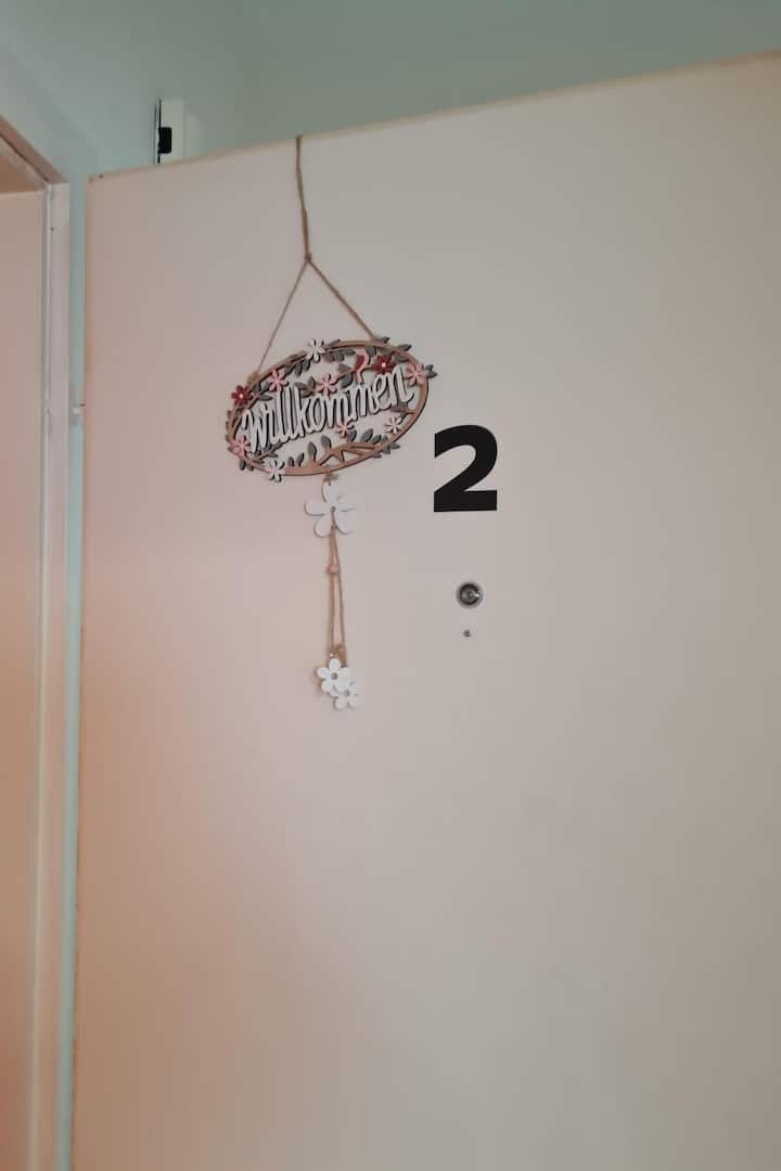 Zentrale, Liebevoll Eingerichtete Ferienwohnung - Monheim am Rhein