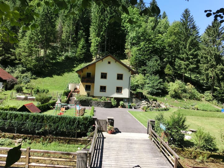 Eulenrast In Loich By Interhome - Annaberg