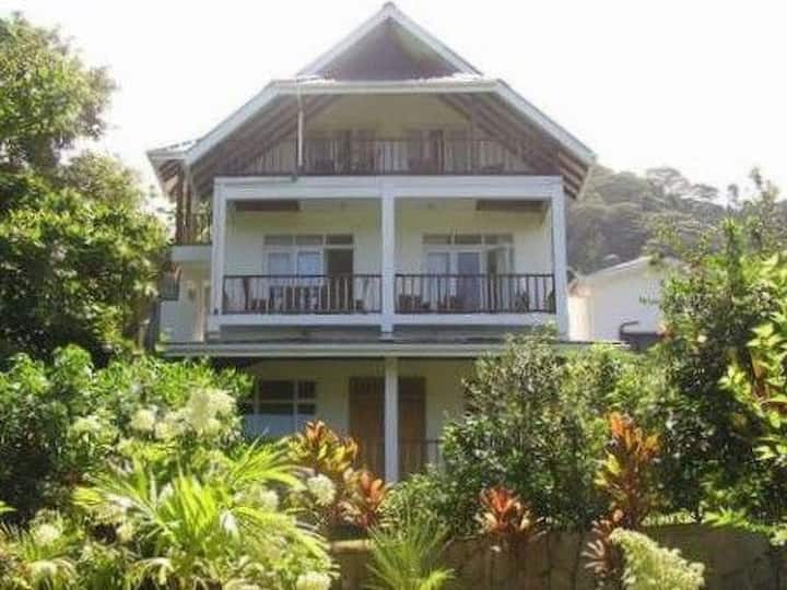 Appartement Merle Mit Grill Und Garten - Victoria (Seychelles)