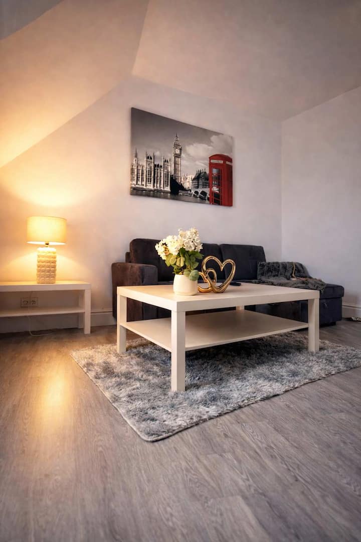 Spacious 3-bed | City Centre | Contractors | Wi-fi - Leicester