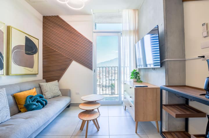 ¡Cerca De Fundidora! Gym & Estacionamiento 2br2br - Monterrey