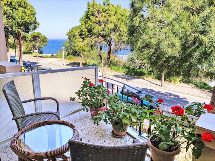 Wohnung Mit Meerblick Und Großer Terrasse - Rodos