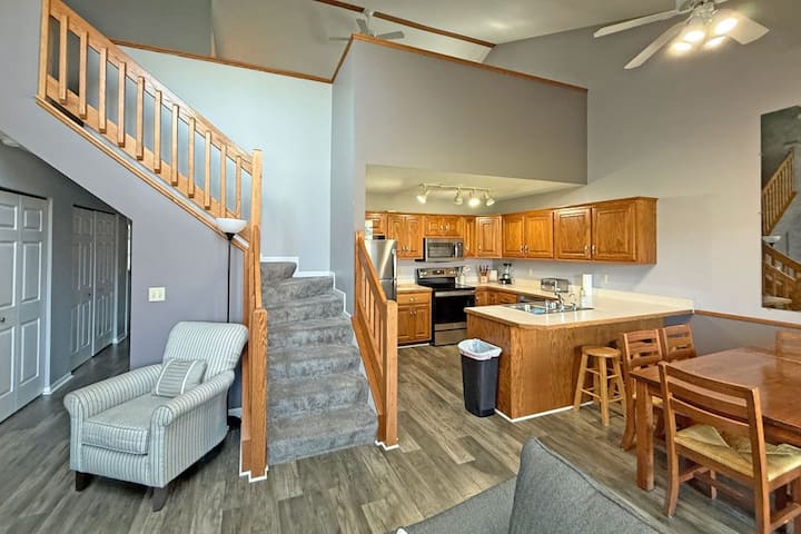 Break At The Lake With Loft-3 Bedrooms/3 Bathrooms - Kelleys Island, OH