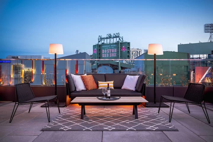 Steps To Mgm Music Hall + On-site Dining. Bar. Gym - Boston, MA