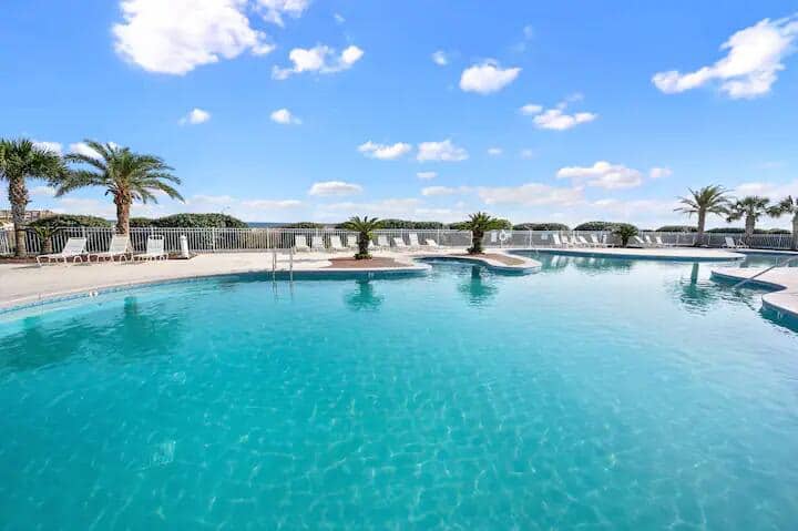 The Salty Dune - Alabama