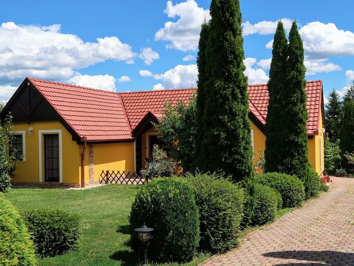 Stimmungsvolle Ferienwohnung Mit Großem Garten - Zalakaros