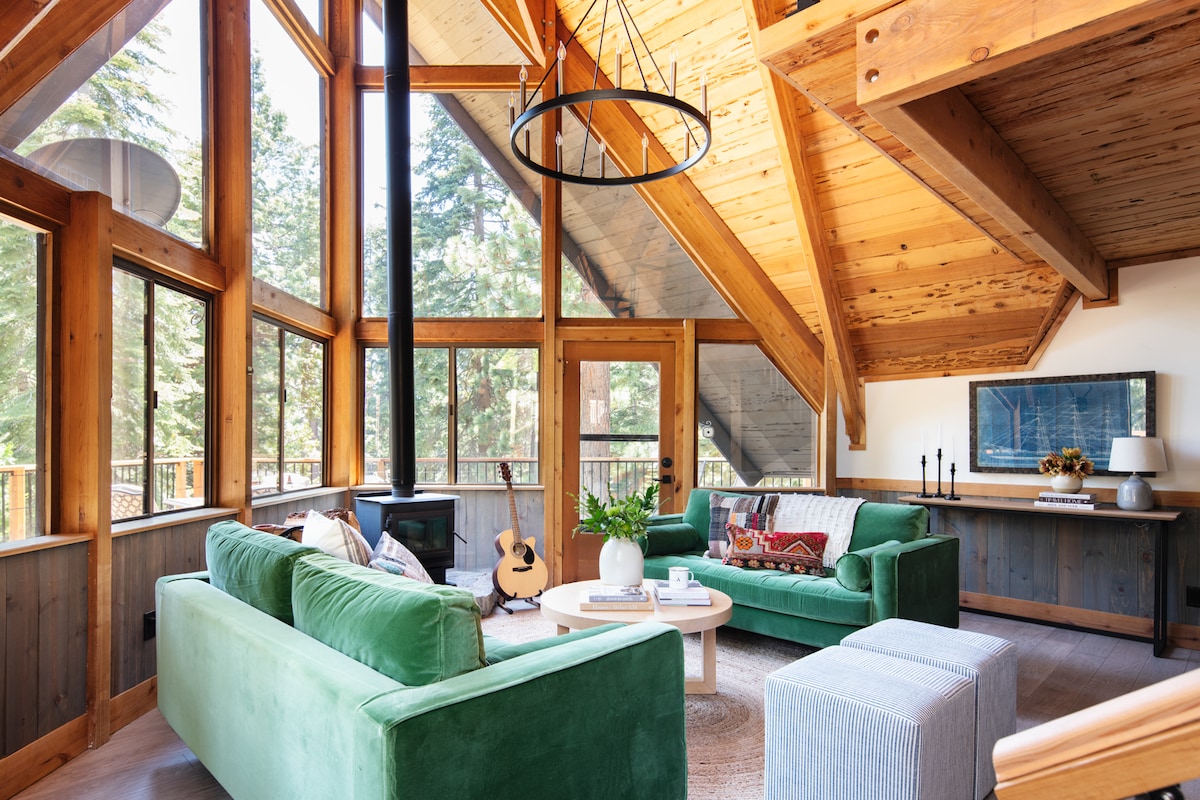 Timberline par AvantStay | À 2 min du lac avec jacuzzi - Chalets à ...